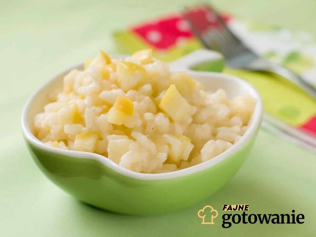 Ryż z jabłkami - przepis Moniki Słowikowskiej