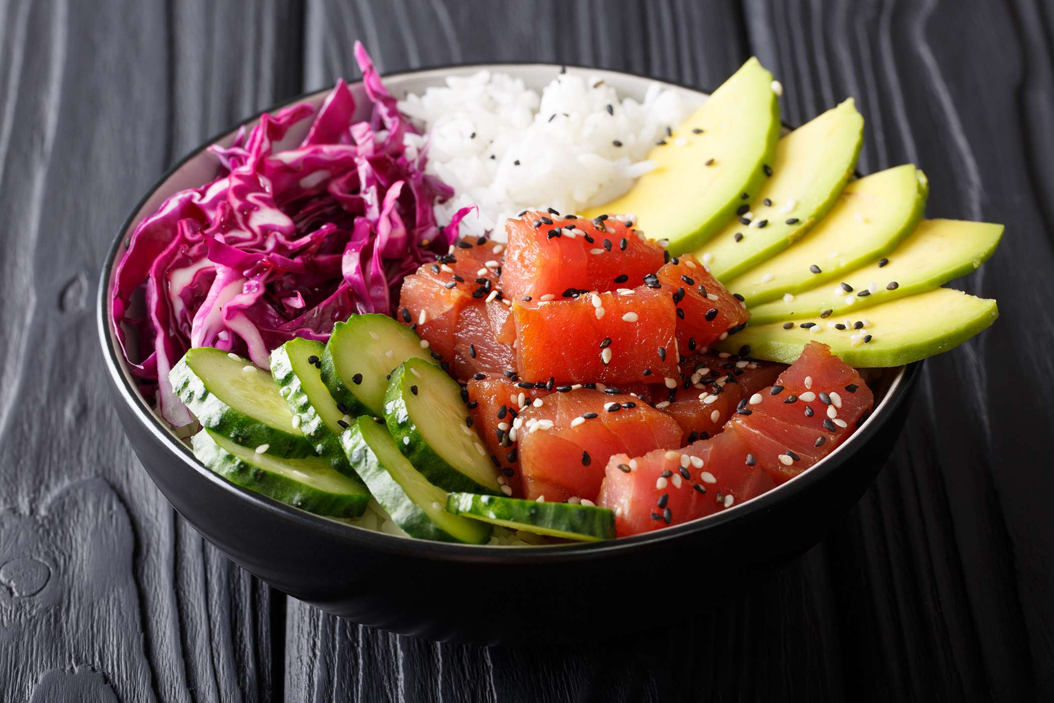Poke bowl | przepis na FajneGotowanie.pl